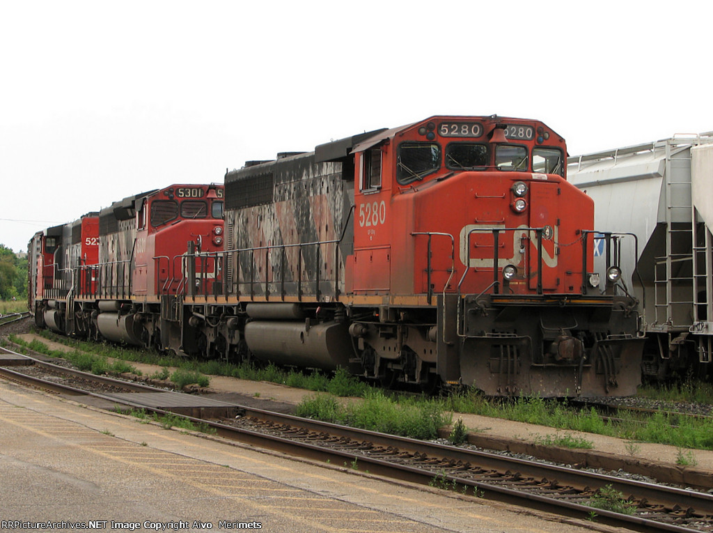 CN 5280 east at Brantford
